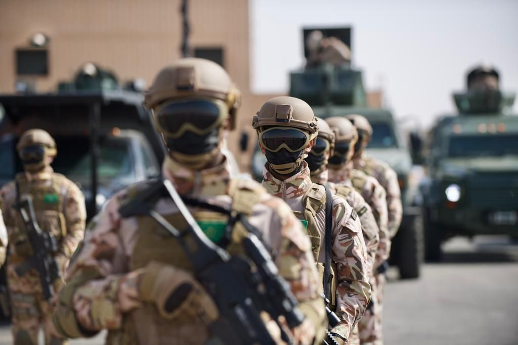Saudi Arabia Completes Its First-Ever Army Training Rotation in the ...